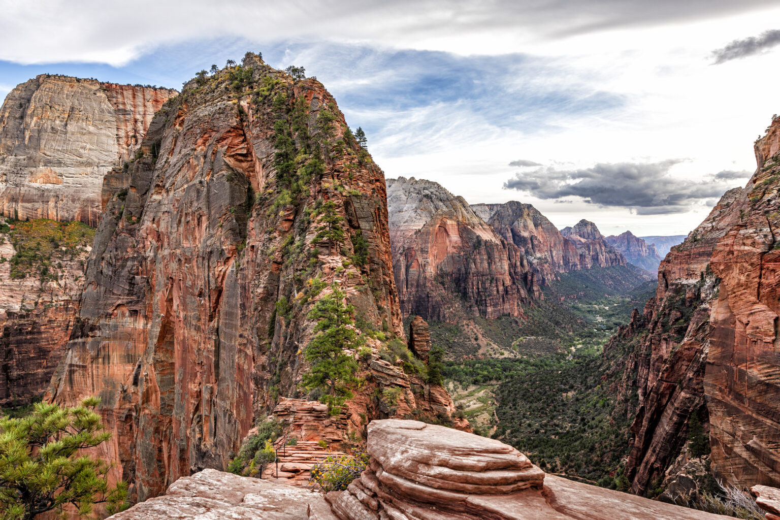 “Angels Landing” Zion National-Park, Utah – Howard Blichfeldt Photography